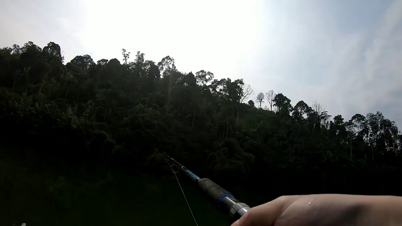 Fishing at Semenyih Dam - YouTube