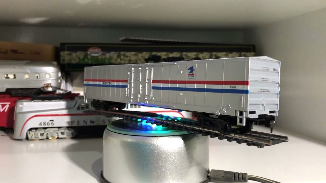 Con-Cor 60 pies Mail Handling Car, Amtrak 1504, Escala HO - YouTube