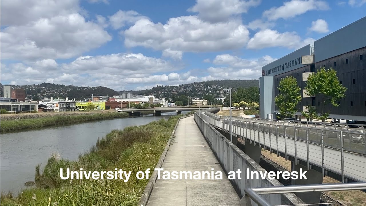 University of Tasmania, Inveresk Campus, Launceston タスマニア大学、インベレスク、ローン ...