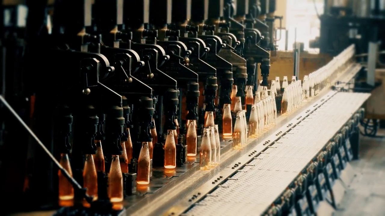 ZECCHETTI Glass Bottle Factory - YouTube
