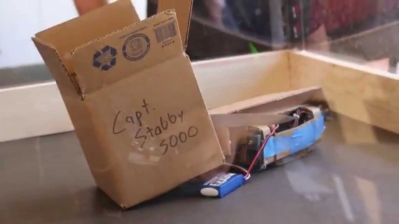 Cardboard Robot Wars - Round 8 - Columbia Gadget Works - YouTube