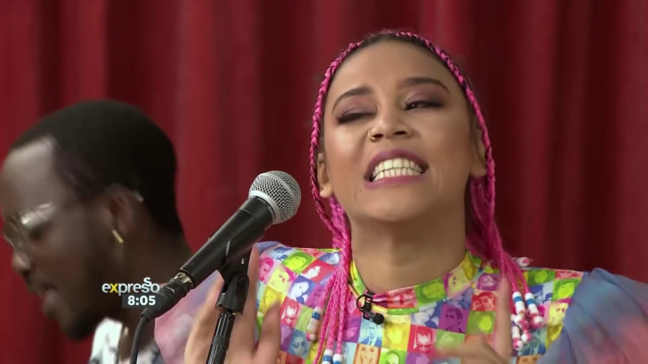 Sho Majozi Performing Disco Matanga ft Black Motion - YouTube