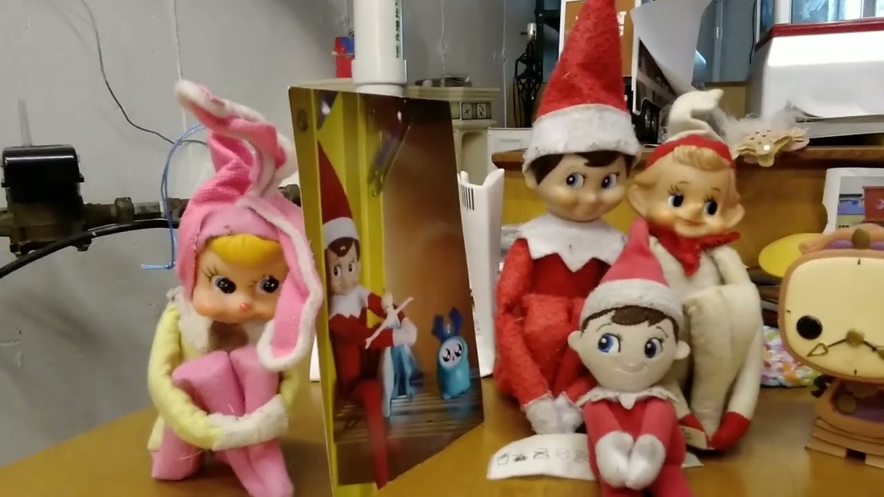 elf on the Shelf Wisconsin trip Part 2 - YouTube