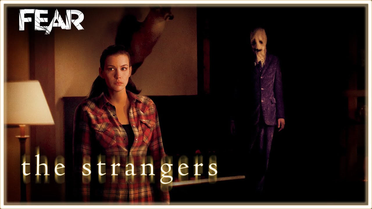 The Strangers Attempt To Break In | The Strangers (2008) | Fear - YouTube