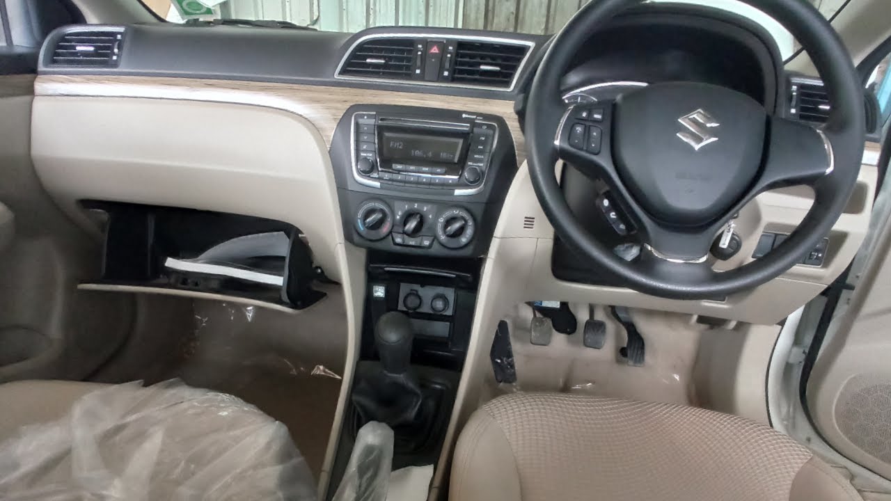 Maruti Suzuki Ciaz sigma BS6 real review interior features - YouTube