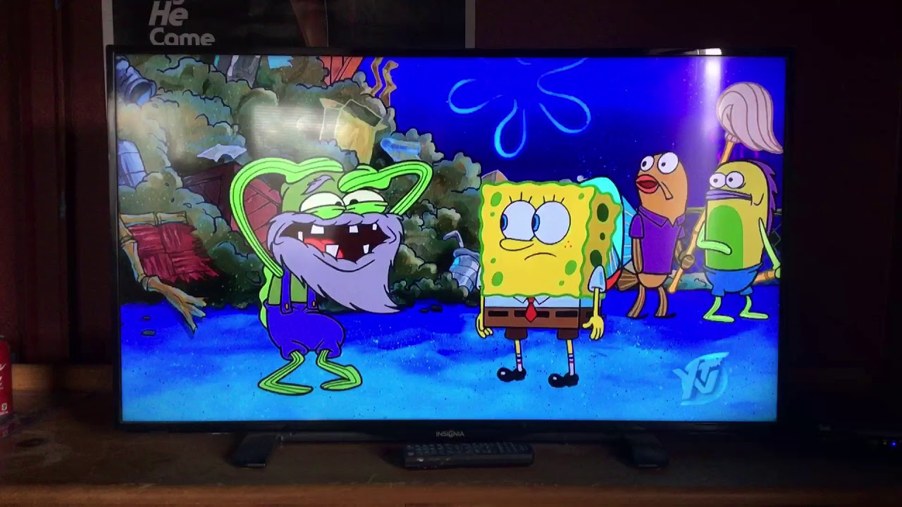 Patrick naked scene hilarious - YouTube