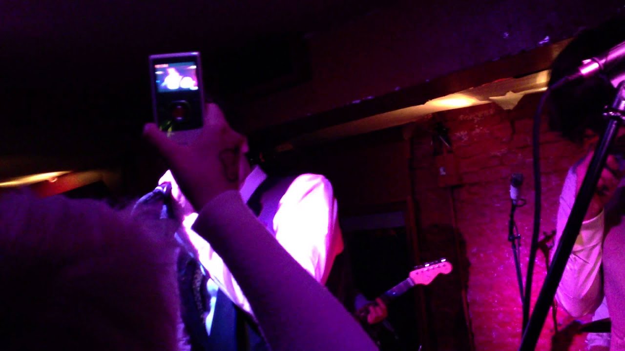 Johnny Dean - Daydreamer (Menswe@r) - YouTube