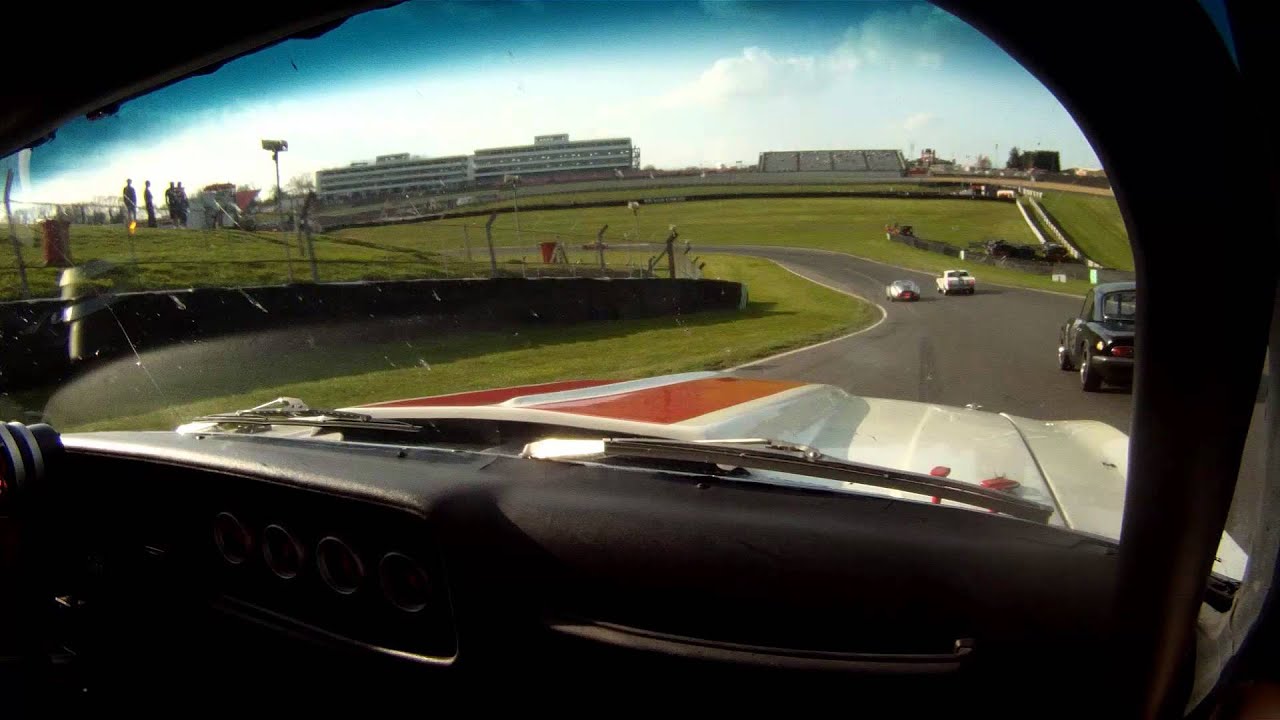 Ray Barrow's camaro brands hatch Julian Godfrey Motorsport - YouTube