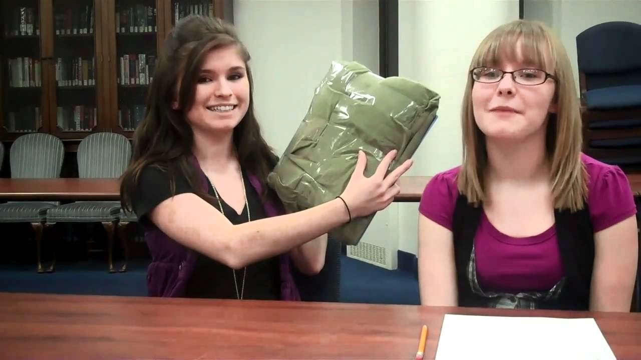 The Pillow Binder! By: Rachel Brinegar - YouTube