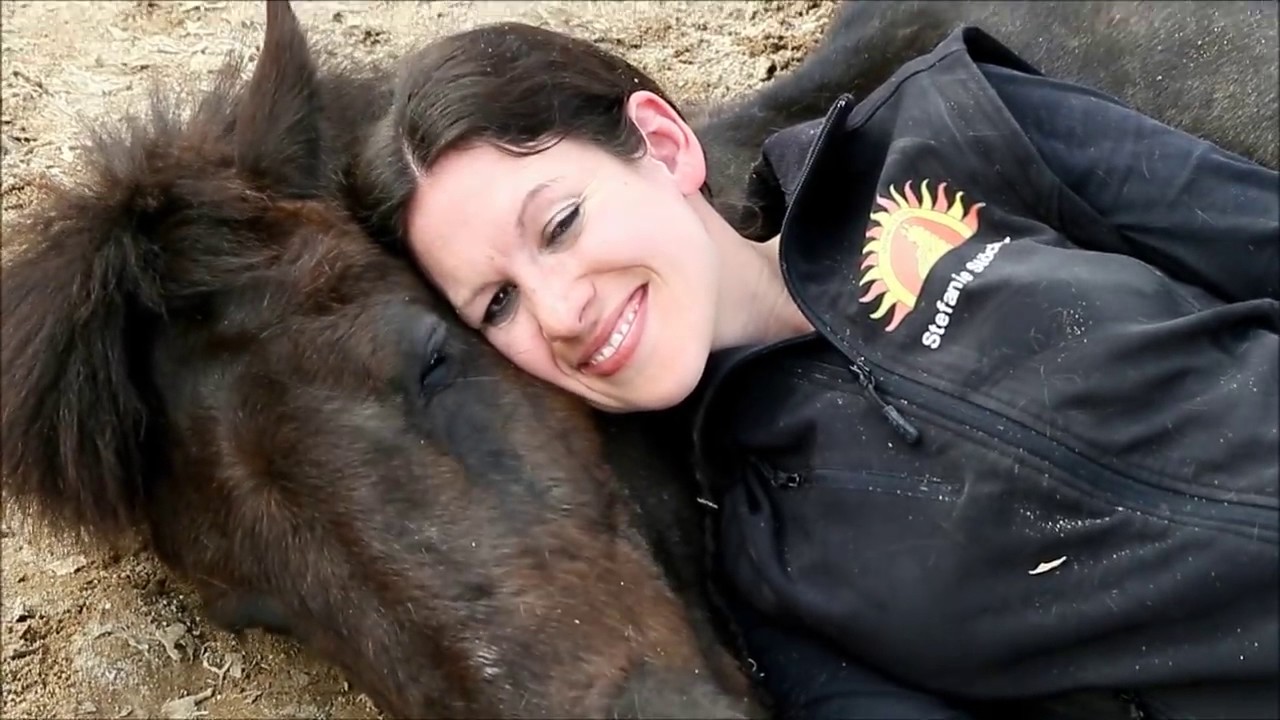 The incredible bond between human and horse - YouTube