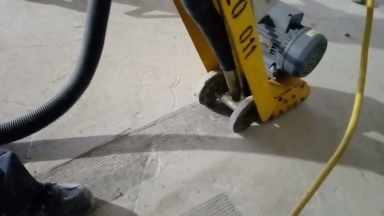 BEF200 110V SCABBLER WITH TCT CUTTERS AND DUST CONTROL ON LATEX REMOVAL ...