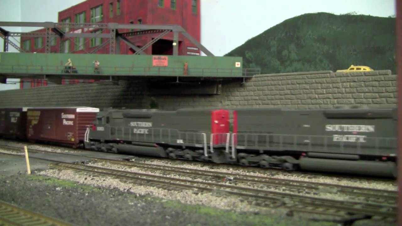 DCCinstalled: HO Scale Athearn SD45T-2's with Soundtraxx Tsunami Sound ...