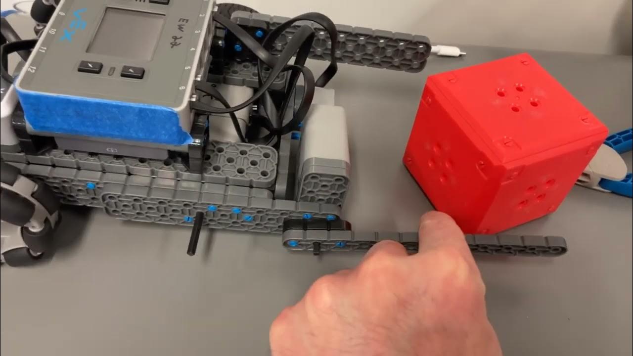 VEX arm to hold cube - YouTube