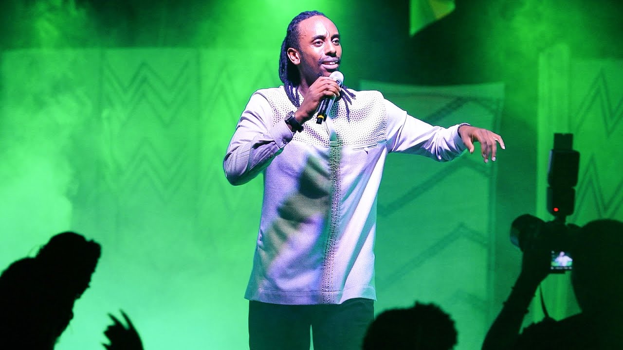 Andy Bumuntu yeretswe urukundo muri Green Hills||Aririmba indirimbo ya ...