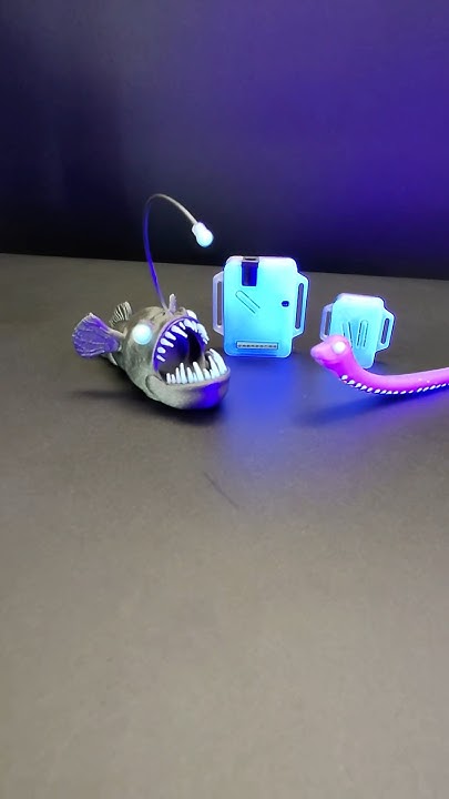 adafruit.com/3dhangouts 472 Sparkle Motion, Angler Fish learn.adafruit.com/cases-for-sparkle ...