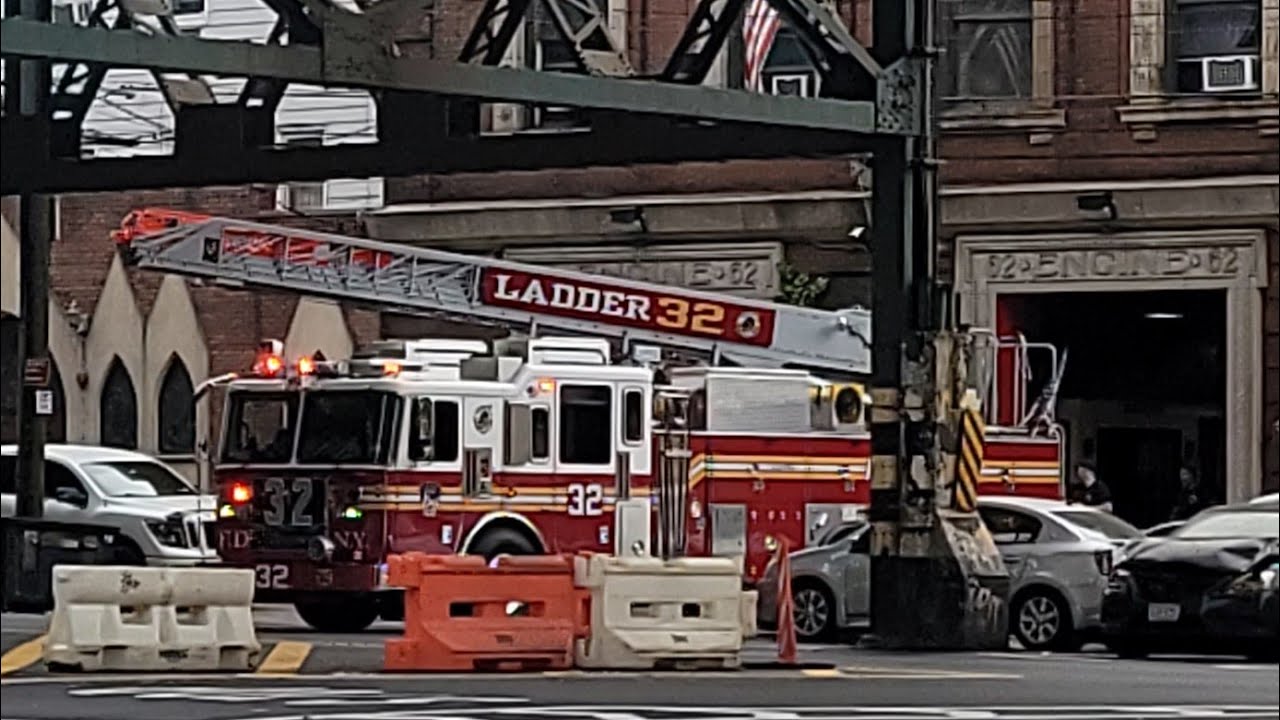 Brand New FDNY Ladder 32 Testing The New Stick Outside Its Home On Gun ...