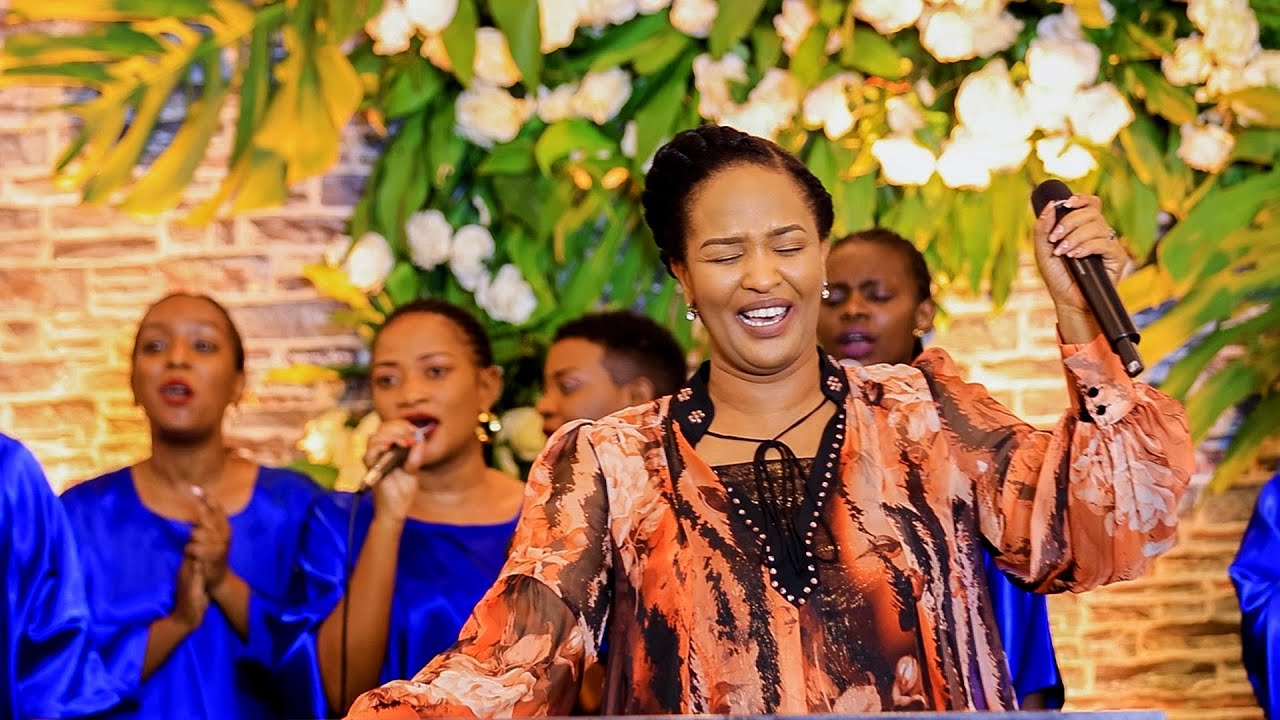 WOWW 😍👌Apostle MIGNONE AJE MUMAVUTA Y'UBUHANUZI // NAHUYE NUBUTAYU ...