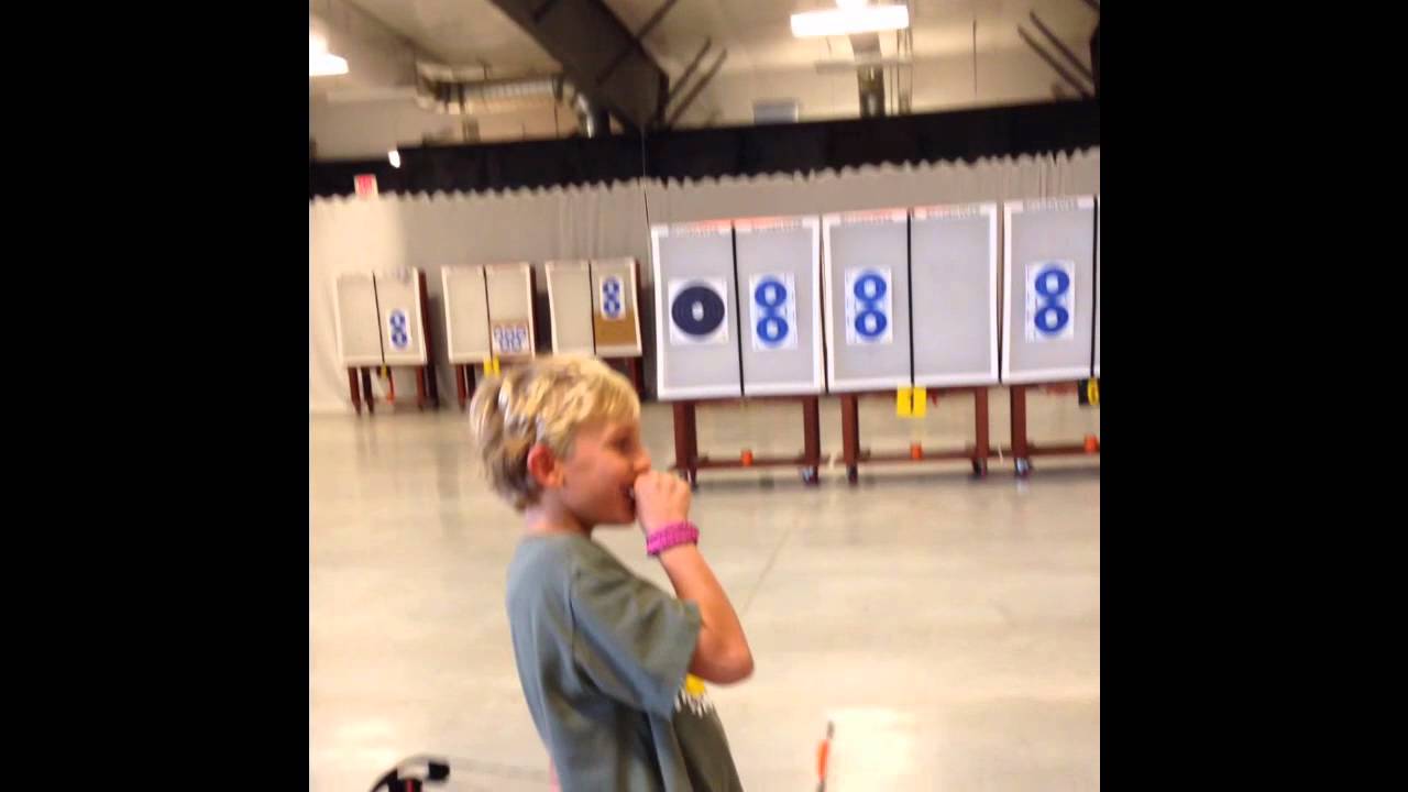 Gavin and Keegan try Archery in Brookings, SD - YouTube