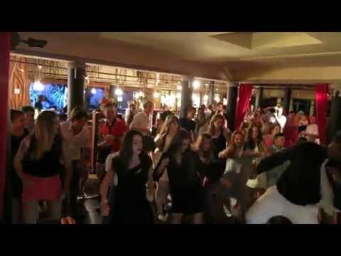 Flash Mob Bar Junior Albion Mars 2014
