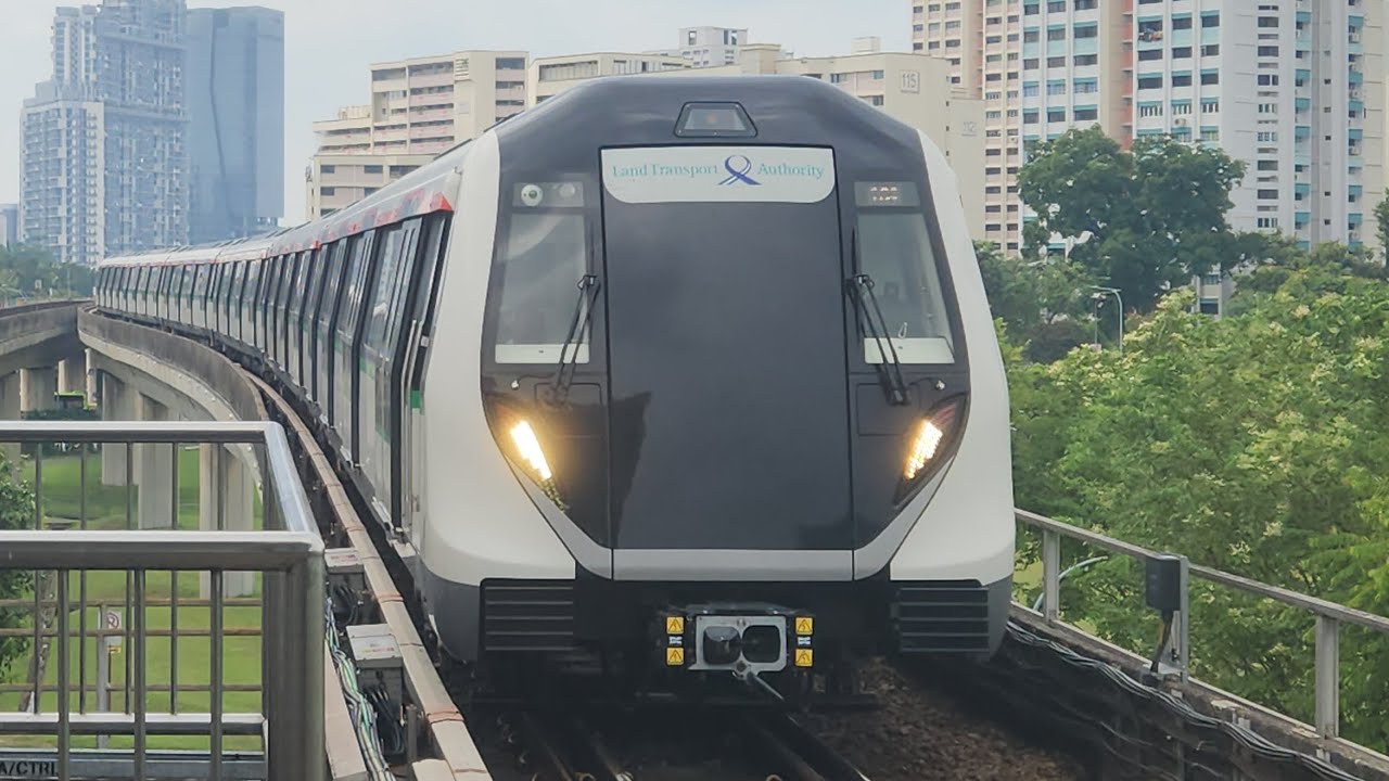 [SMRT] Set 827/828 from EW25 Chinese Garden to EW30 Gul Circle - Alstom ...