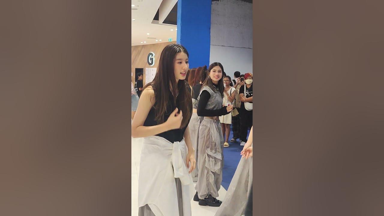 Mindy @ T-Pop Fandom - The Mall Bangkae【4K 60FPS】 - YouTube