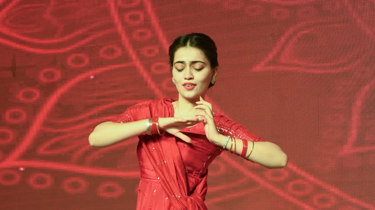 My TechBee Story | Isha Rajput #FindYourSpark - YouTube