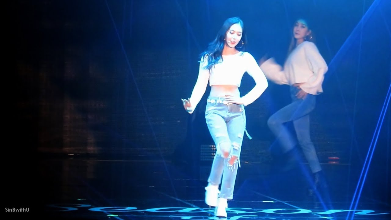 180107 여자친구 GFRIEND 신비 SinB Solo Stage No.1 - YouTube