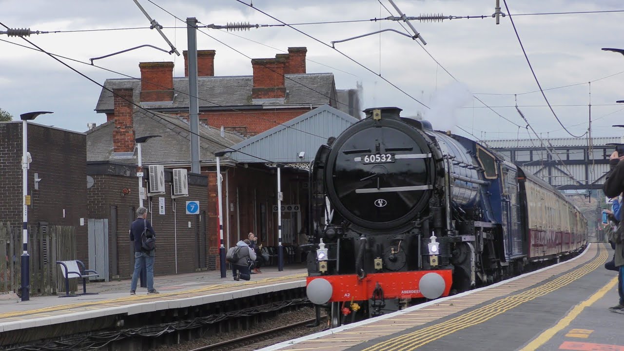 LNER A2 60532 Blue Peter Returns To The Mainline! Inaugural Run ...