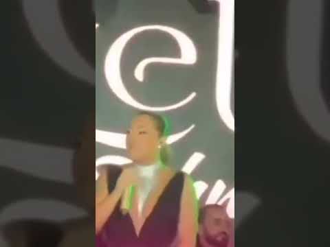 Xatirə İslamın sinə dekoltesi...