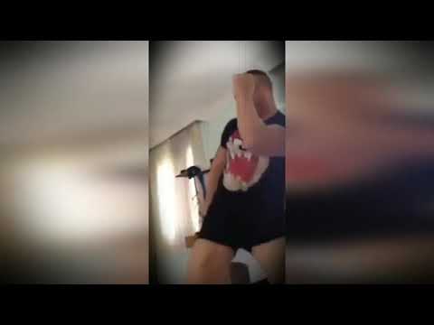 Taner Tolga Tarlacı nutuk atıyo baba sal