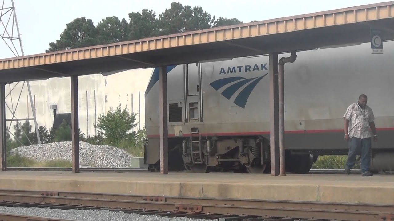 Amtrak Palmetto #90 arriving and departing Staples Mill Road Station ...