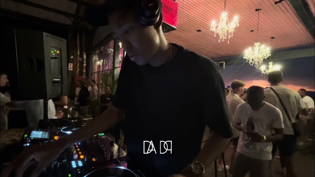 Da Africa Deep At Katys Palace Bar Sunset Sundays - YouTube