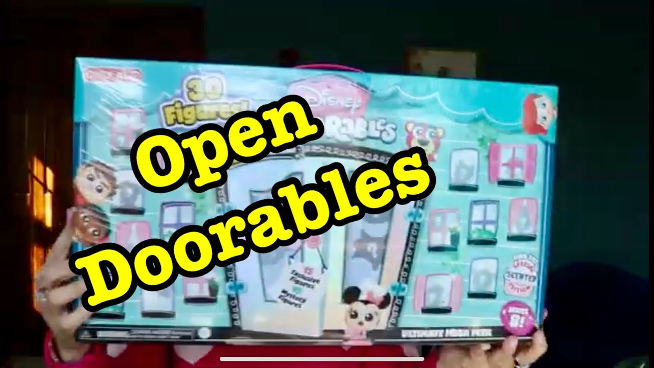 Open Disney Doorables with me - YouTube