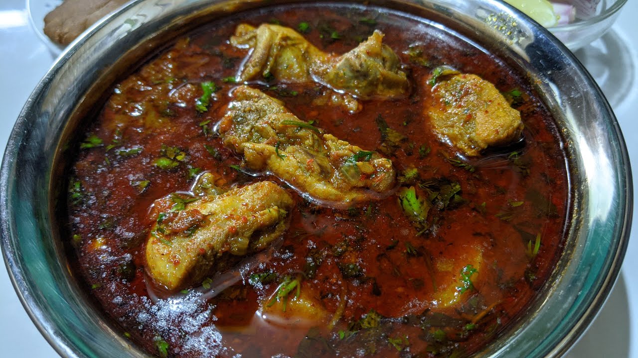 Maharashtrian Village Style Chicken Curry | Desi Chicken Curry | Indian ...