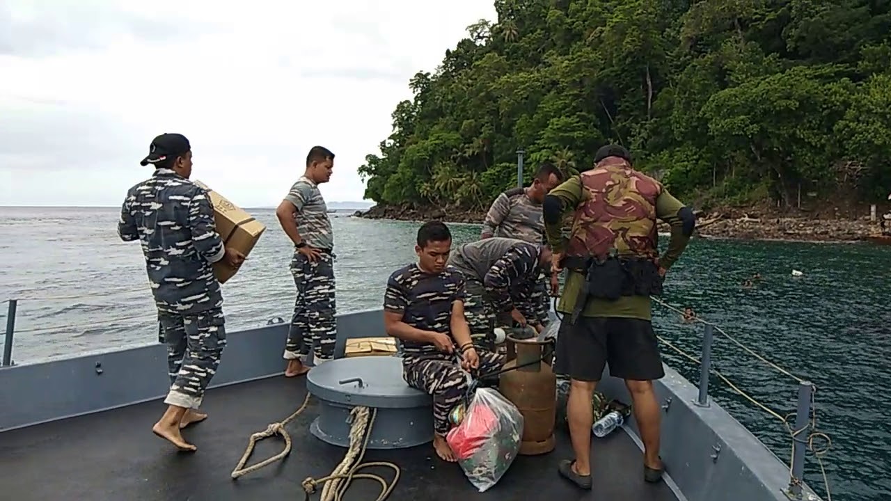 Prajurit Laut gerbang Barat Indonesia( pulau Rondo) - YouTube