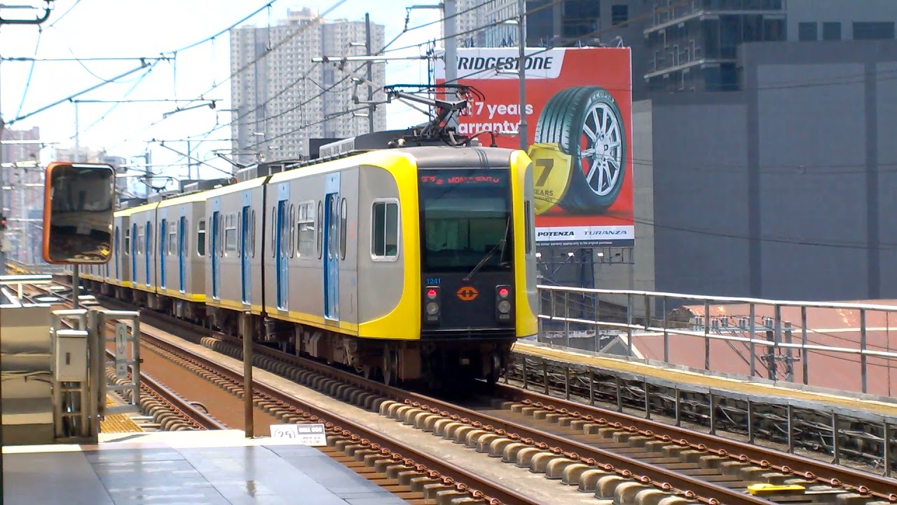 LRT - 1 Manila Gen 3 Trainset departing Balintawak Station - YouTube