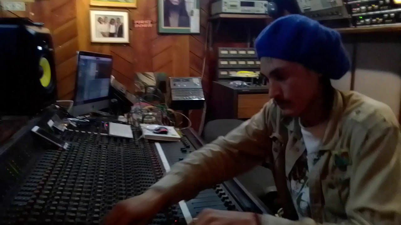 Dub style in the studio - YouTube