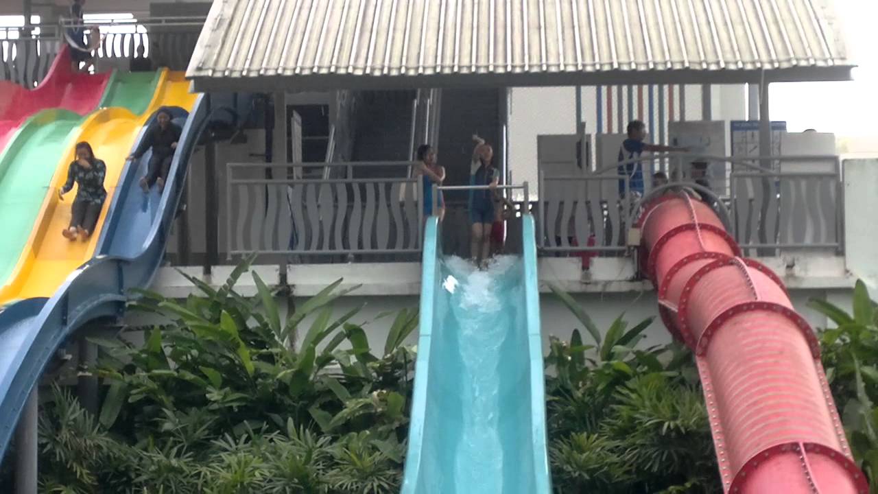 SengKang Swimming Complex - YouTube