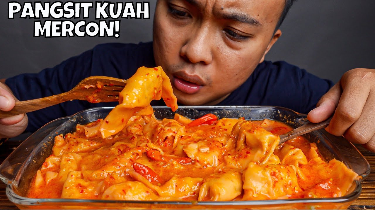 MUKBANG PANGSIT KUAH MERCON!! MAKAN MAKANAN PEDAS #madukorat - YouTube