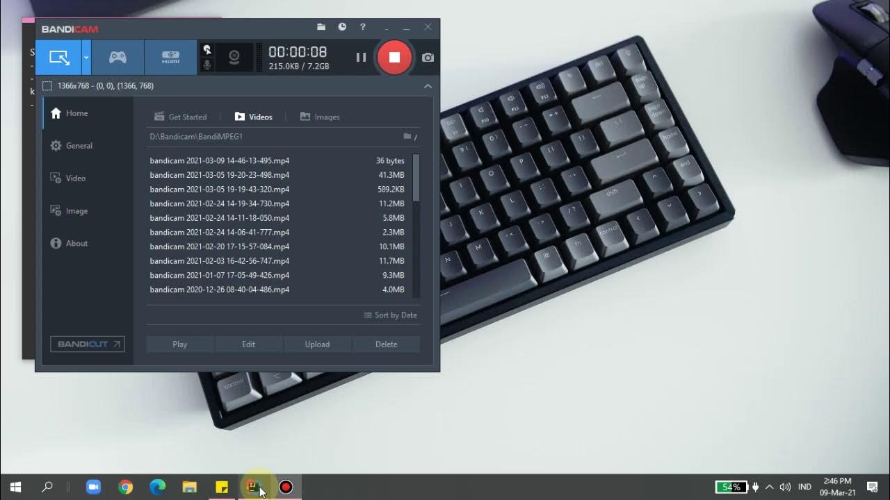 Praktikum 1..cara membuat emoticon dan tulisan Hello world - YouTube