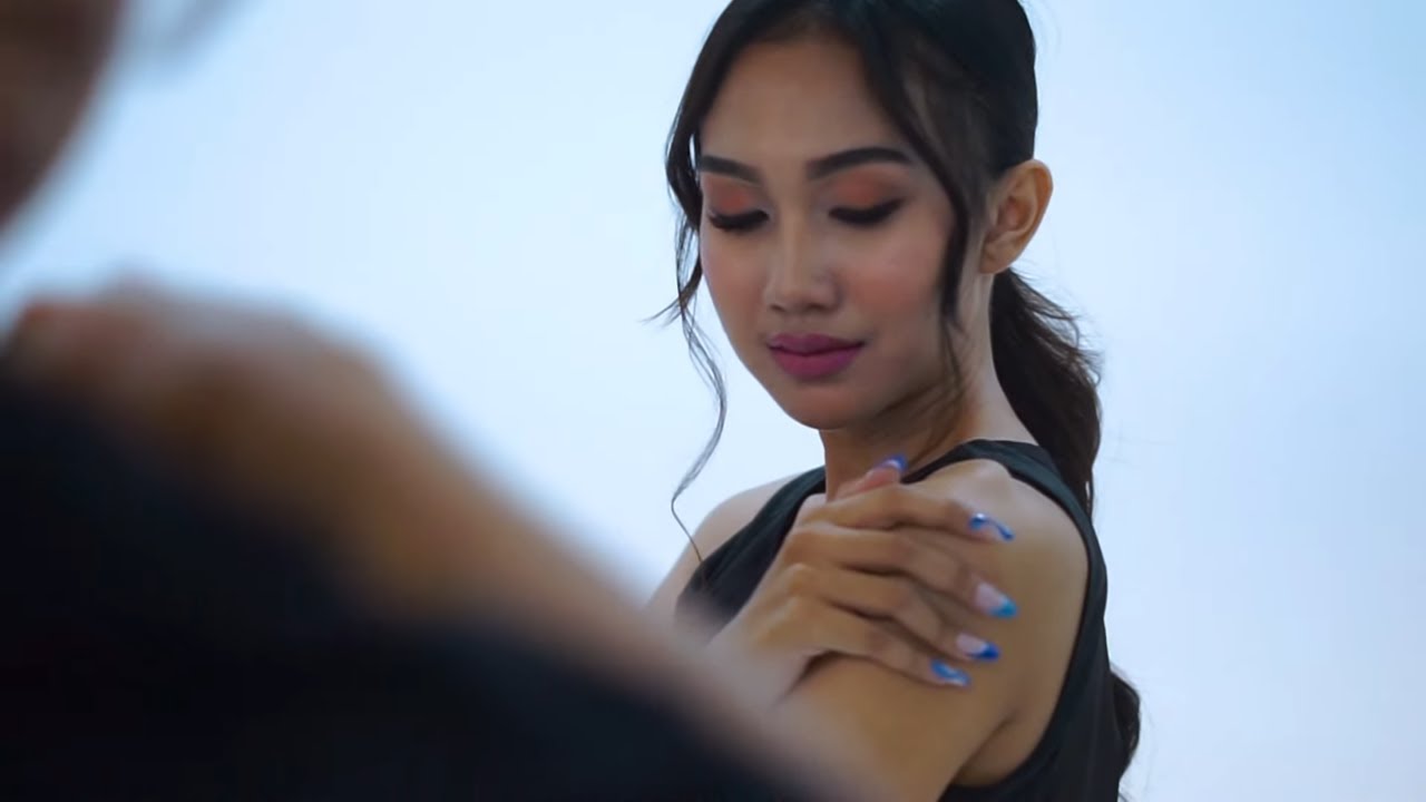 Photoshoot Raissa Ramadhani 'Berpisah Lebih Indah' | #RaissaVlog - YouTube