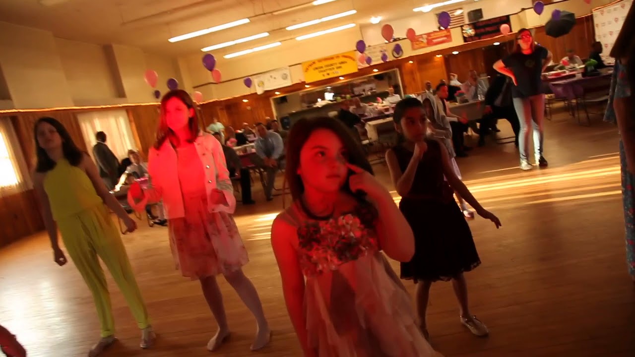 Girl Scouts Freeze Dance - YouTube
