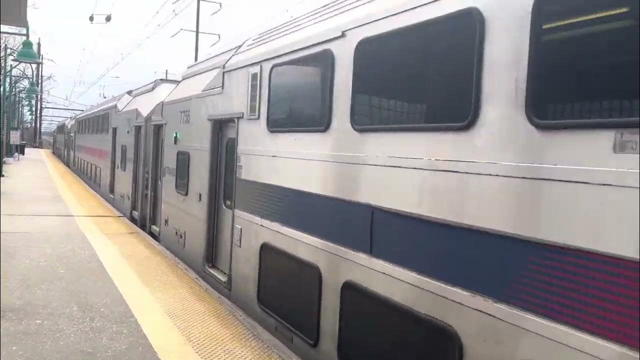 NJ Transit Northeast Corridor Local Train #7840 to New York departing Rahway w/Multilevels - YouTube