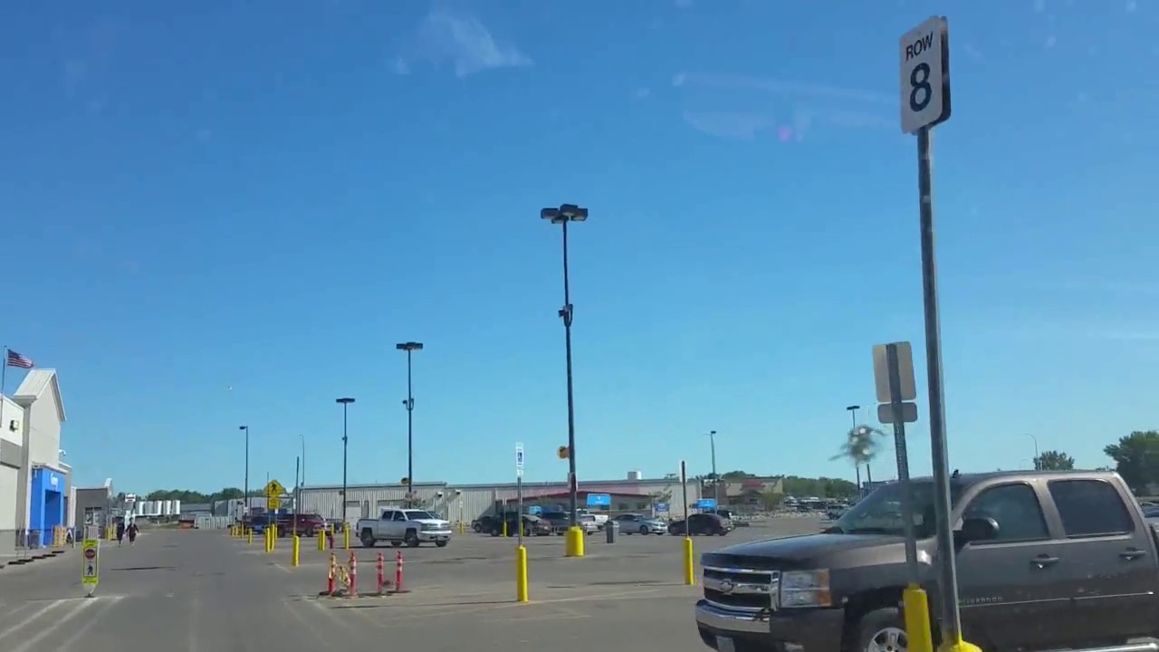 Parking in Williston Boomtown USA pt1 2018 - YouTube