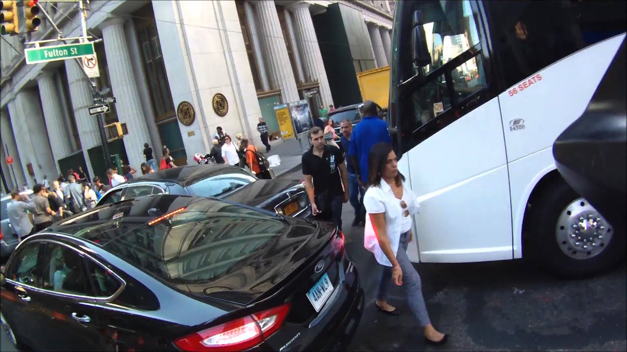 Blocking the box in Manhattan - YouTube