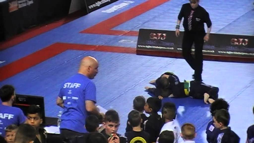 Zack Buckland Smith (Pedro Bessa BJJ) Fight 1 - 2015 BJJ British Open ...