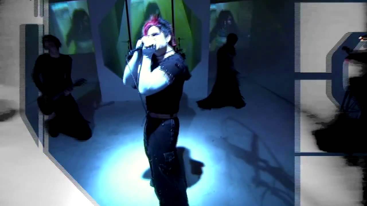 Celldweller - Switchback (Offical Music Video) 1080p HD - YouTube