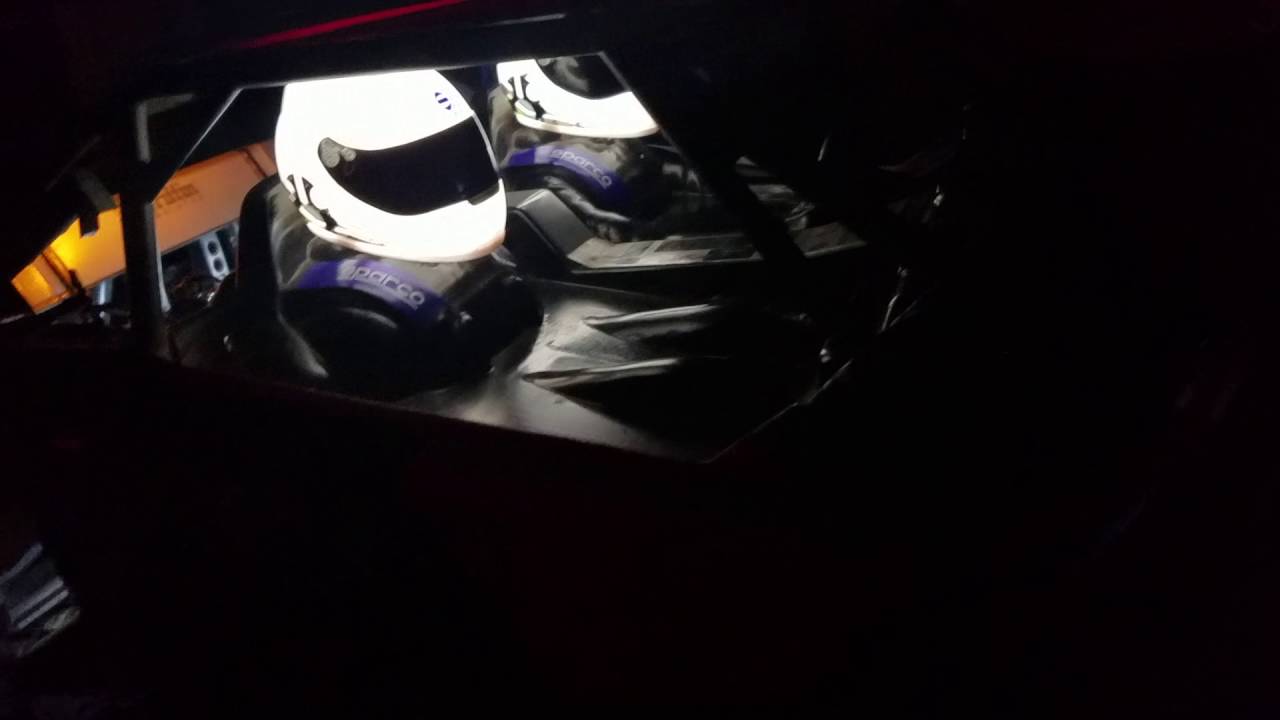 Axial Yeti XL lighted helmets mod - YouTube