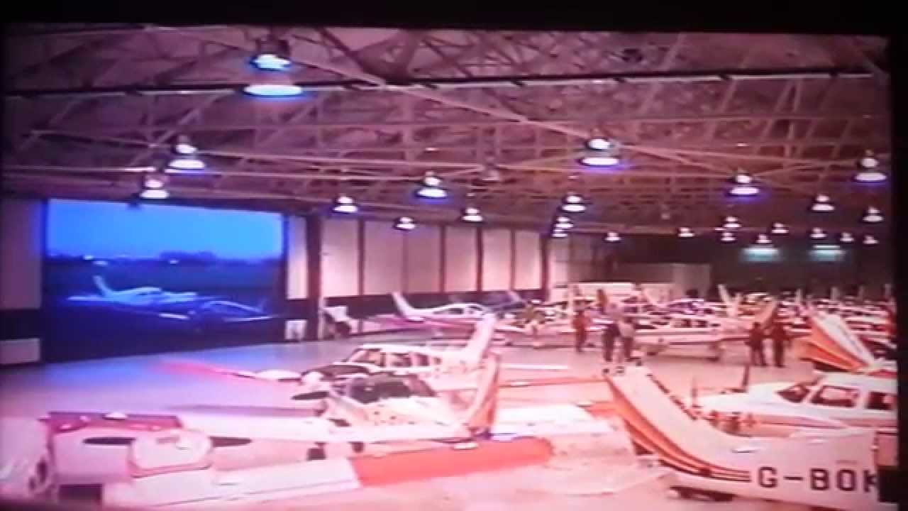 BAe flying college - YouTube