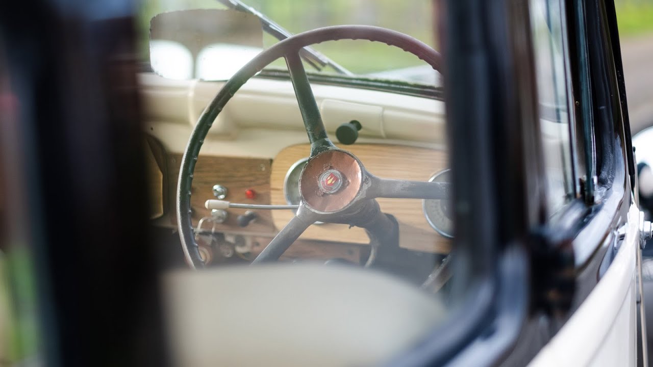 On the Road - 1939 Hillman 14 - YouTube